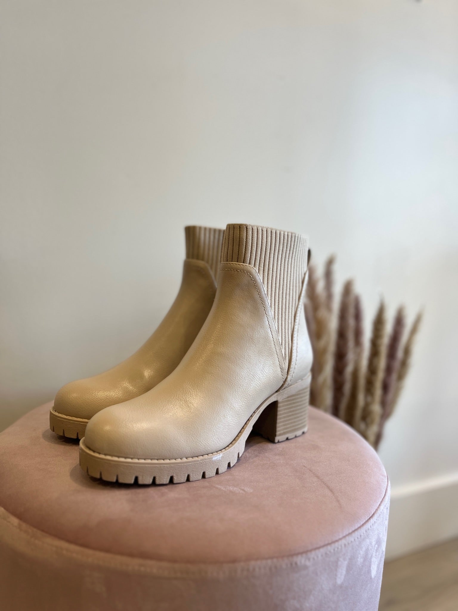 The Jasper Lug Boot – Arie Layne Boutique
